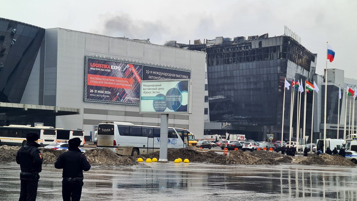 Crocus City Hall на утро после теракта. Фото | Forbes.ru