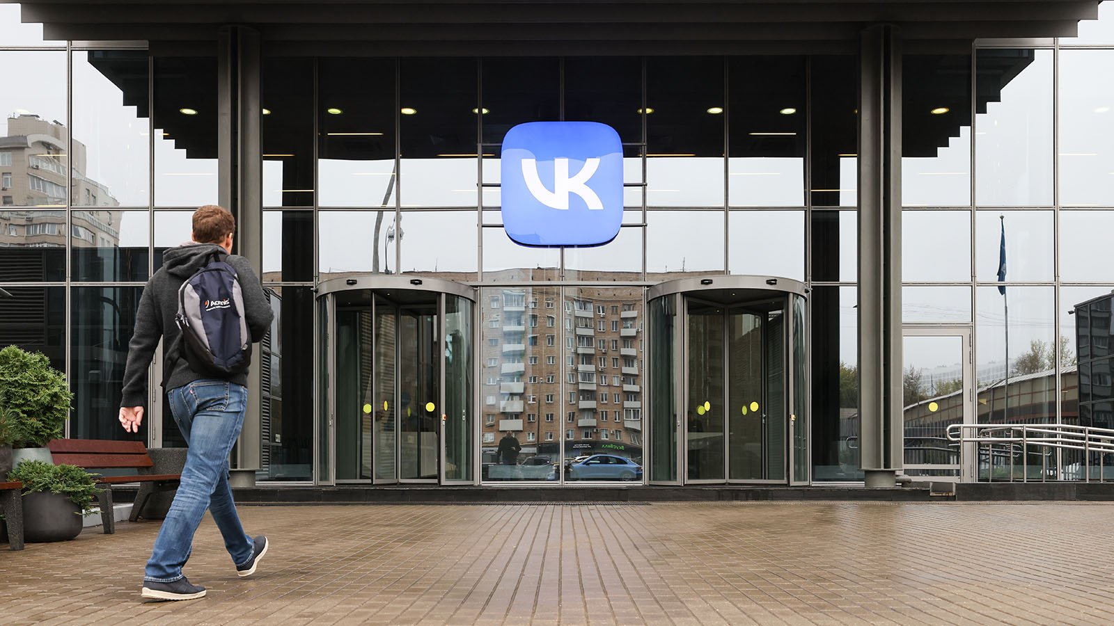 VK запустит бета-версию аналогичного китайскому WeChat мессенджера Max | Forbes.ru